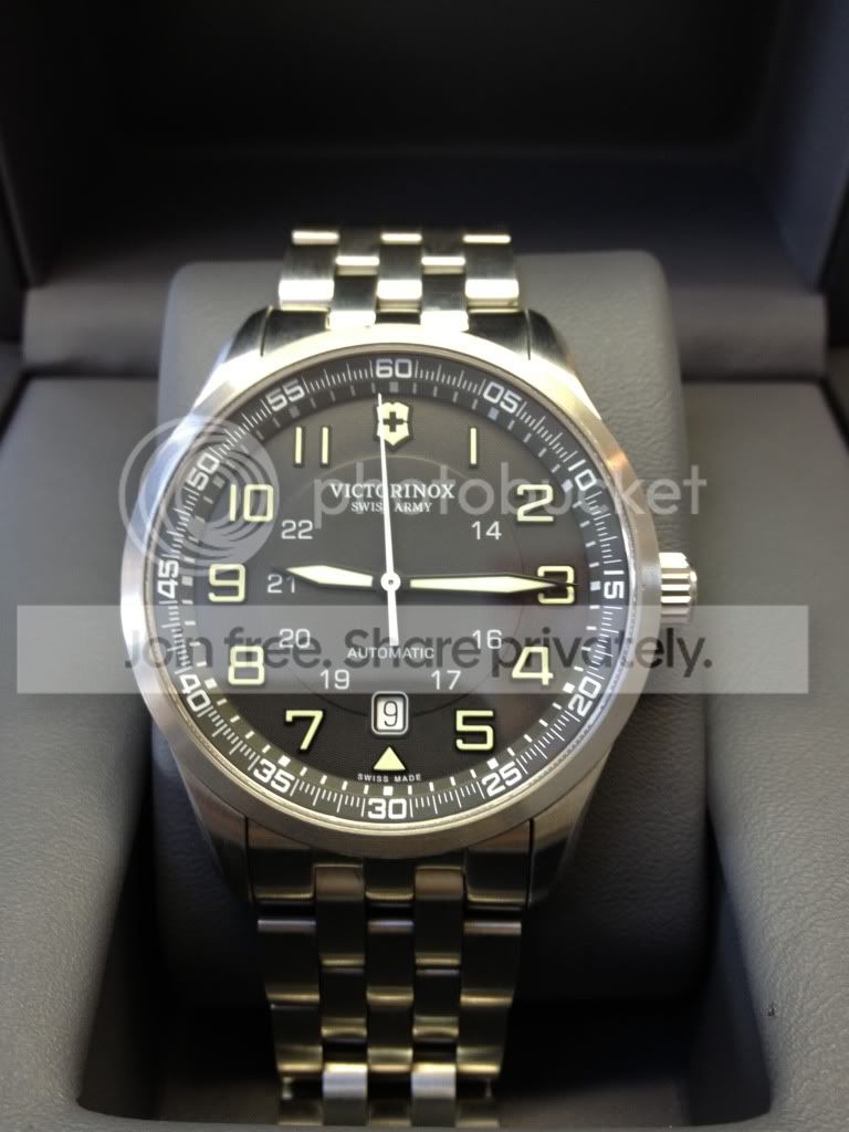 WatchNet: Trading Post: FS - Victorinox Airboss Mechanical Excellent ...